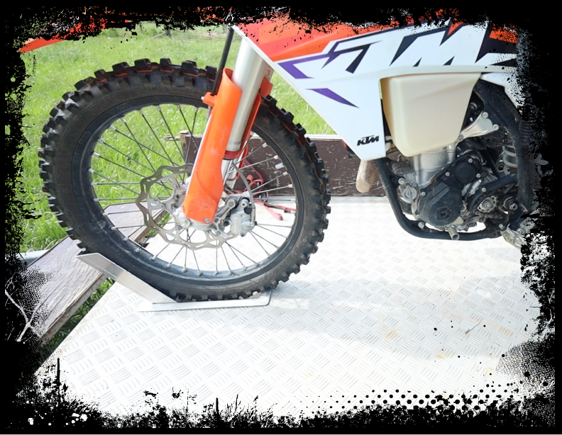 FLIP Bike Chocks - Secure Motorcycle, quick easy and simply